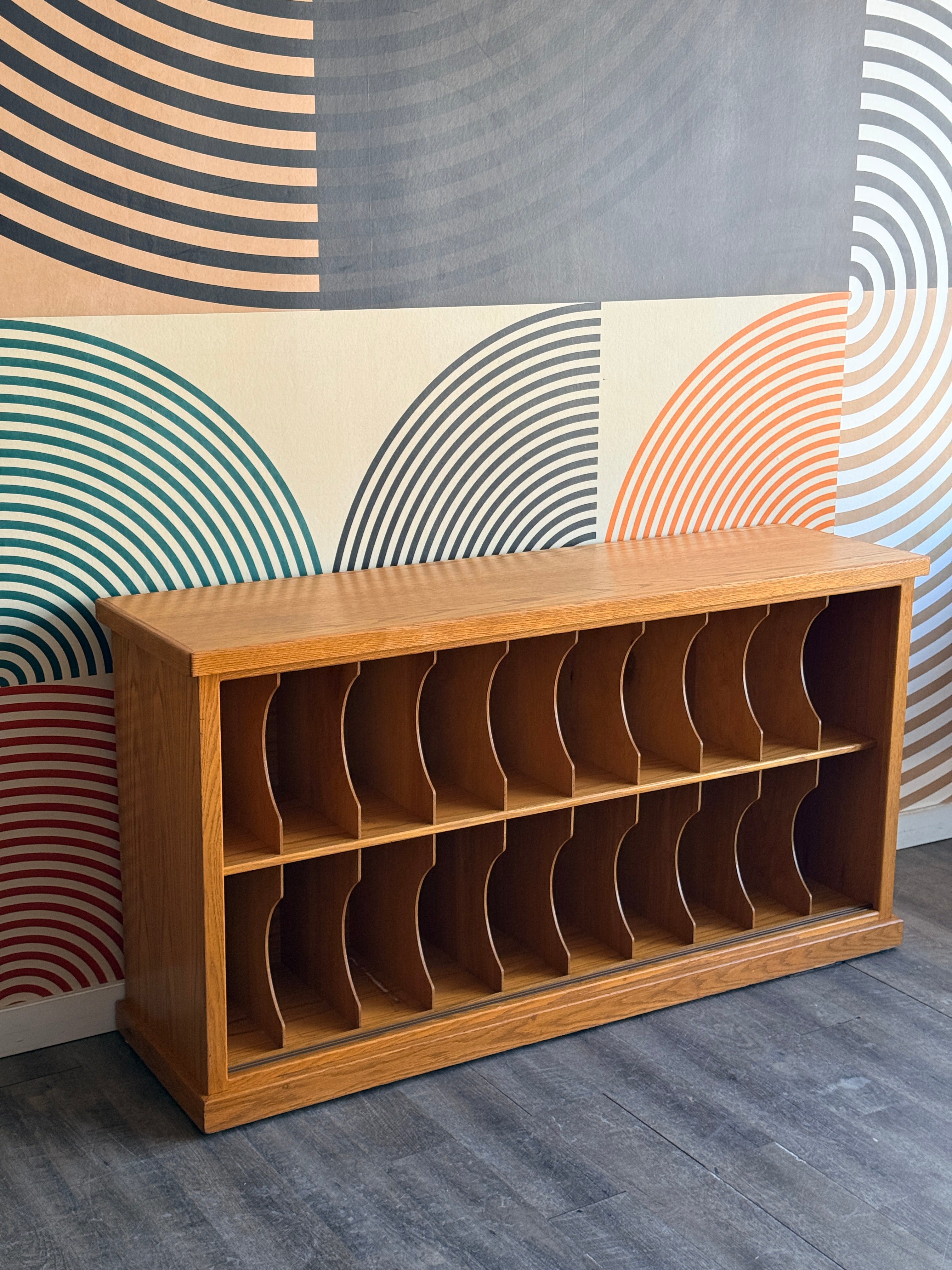 Vintage Oak Record Cabinet – DDStudiosLoft